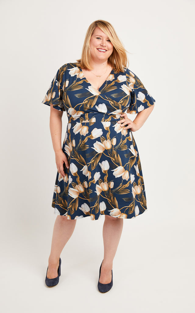 Alcott Dress 12-32 pattern – Cashmerette Patterns
